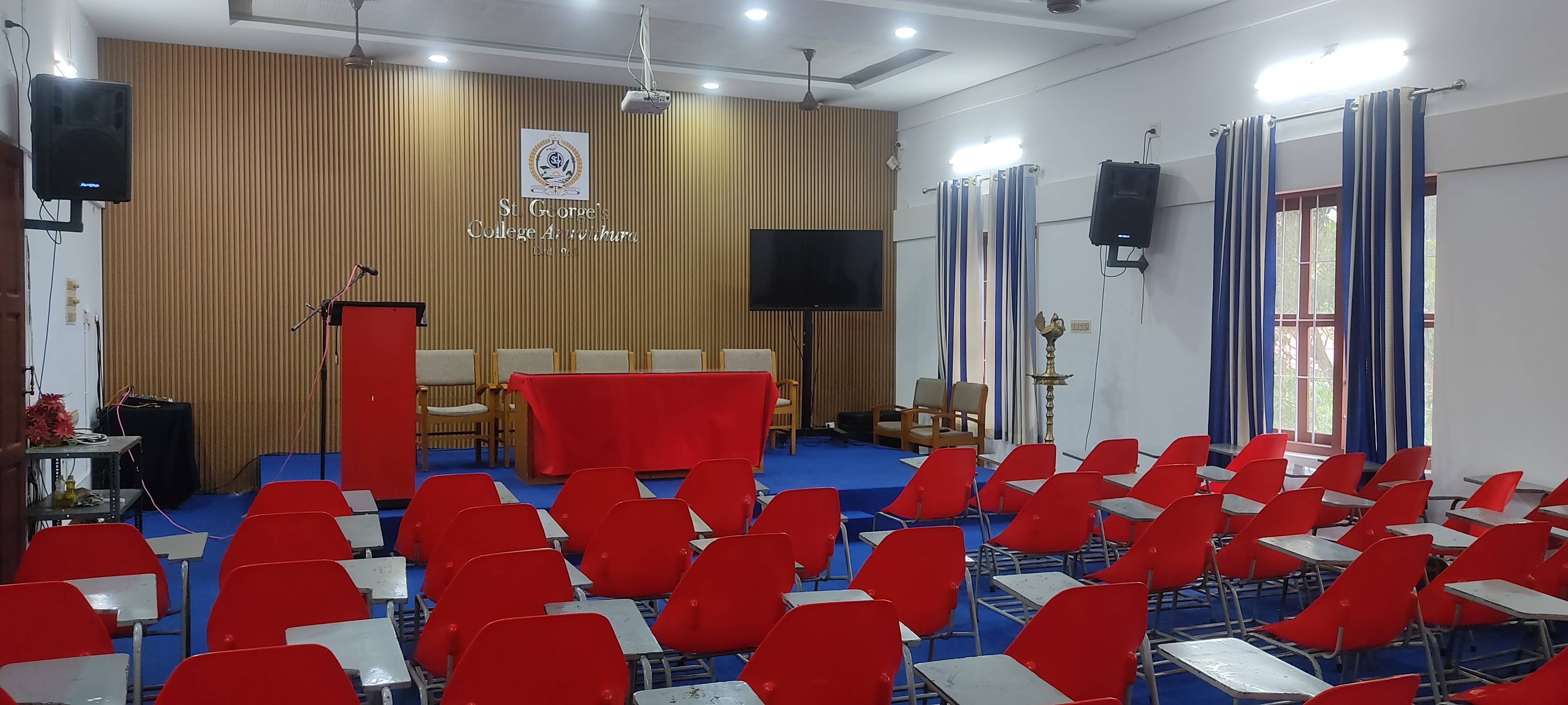 St. George's College Aruvithura