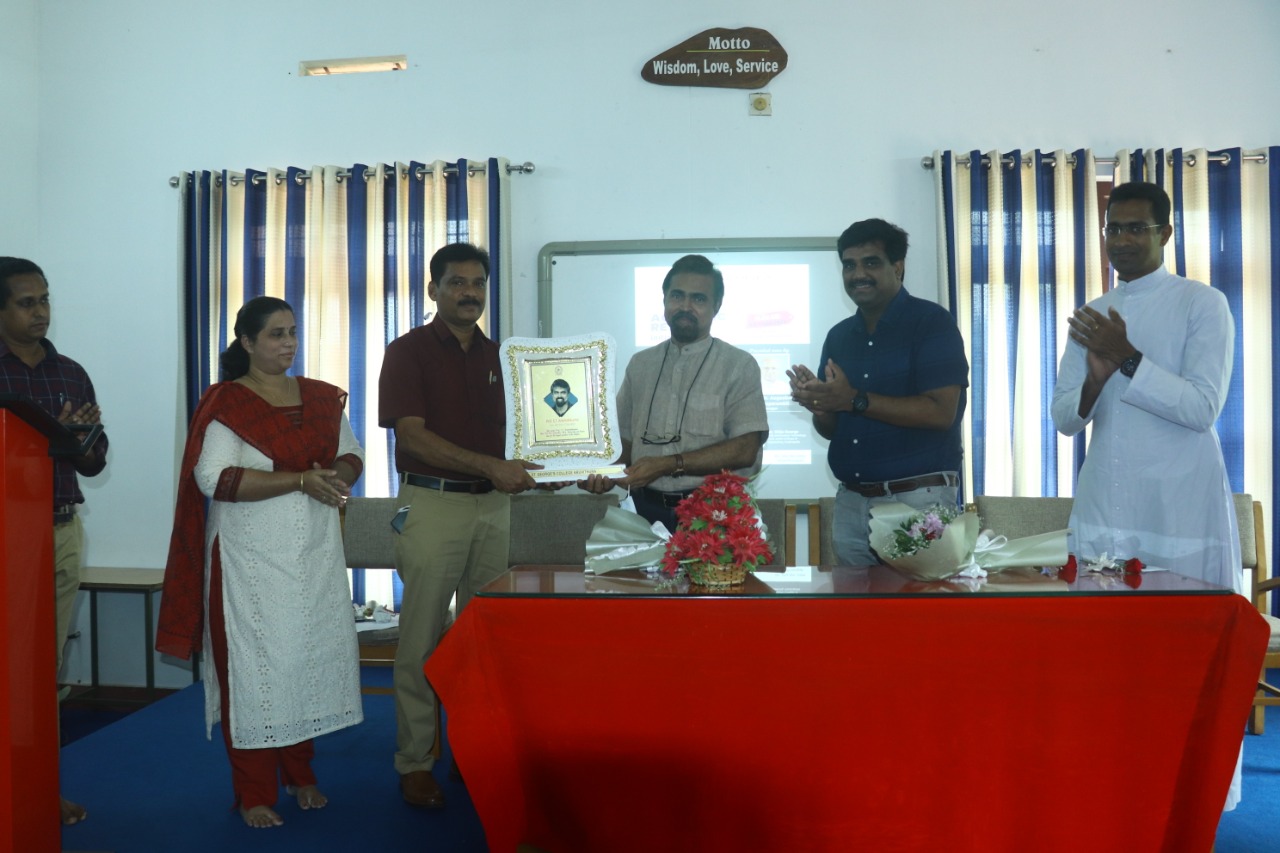 St. George's College Aruvithura